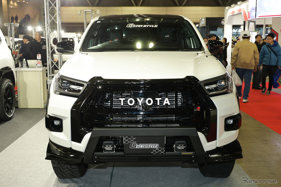 ワイルドな魅力! USスタイルのハイラックスカスタム…東京オート ワイルドな魅力! USスタイルのハイラックスカスタム…東京オート